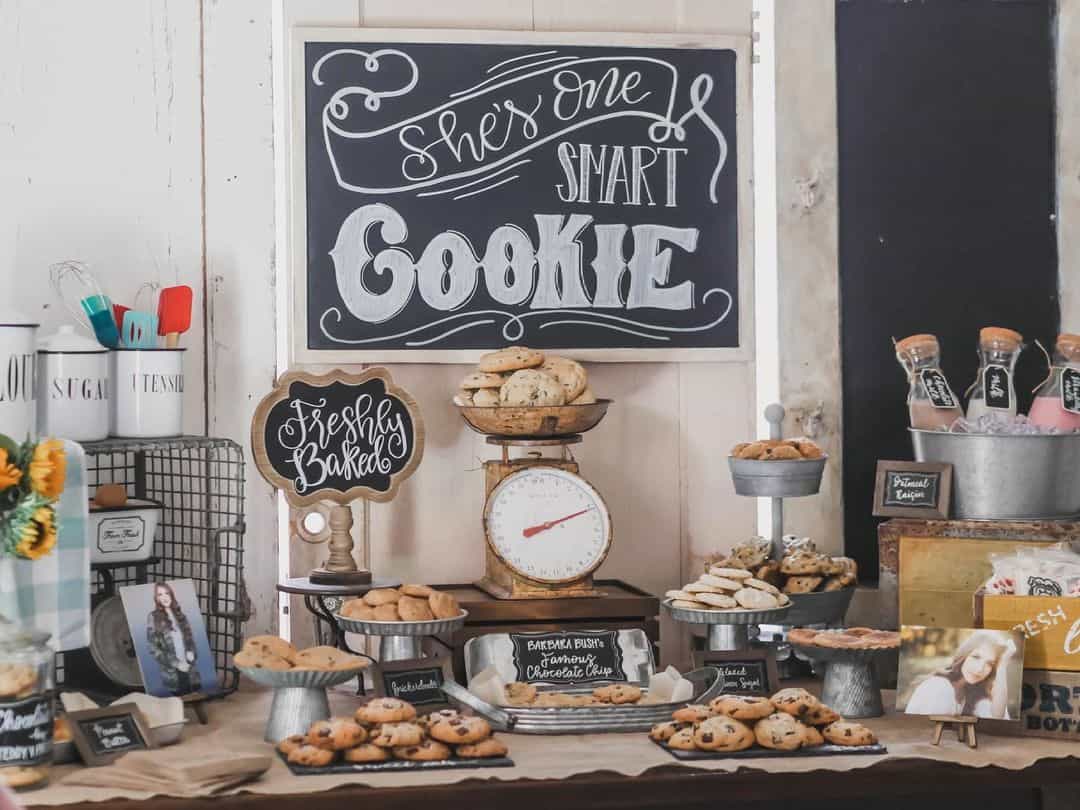 30 Insanely Cute Graduation Party Themes You Will Want to Recreate ...
