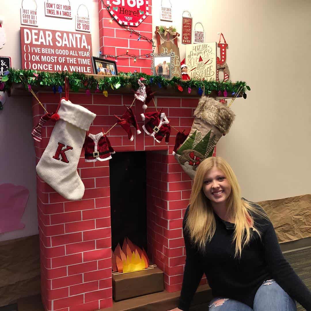 26 Insanely Good Dorm Christmas Decorations You Have To Get For This