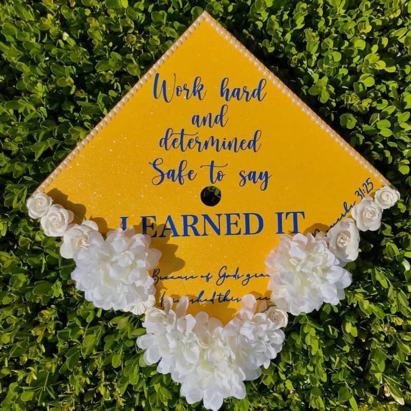 Insanely cute 64 Graduation Cap Ideas you'll want to steal immediately ...