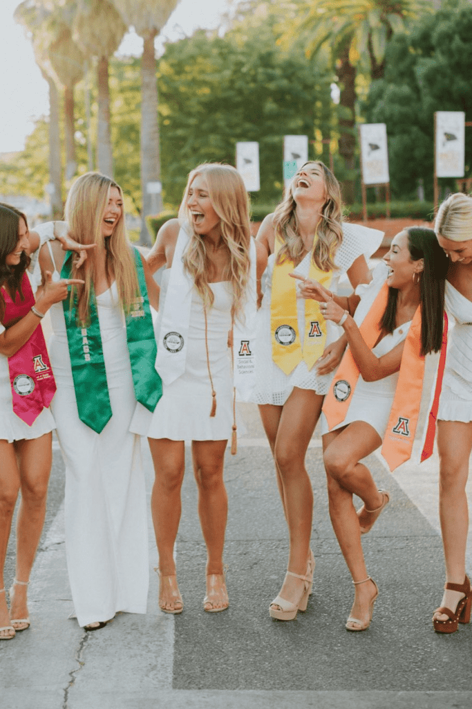 30 Insanely Cute White Graduation Outfit Ideas You Have to Get for Your ...