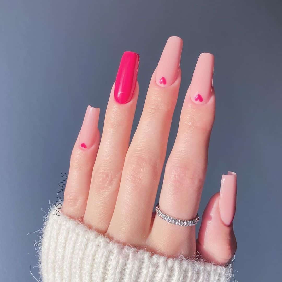 45 The Cutest Valentine's Nail Designs and Valentine's Day Nails We Can ...