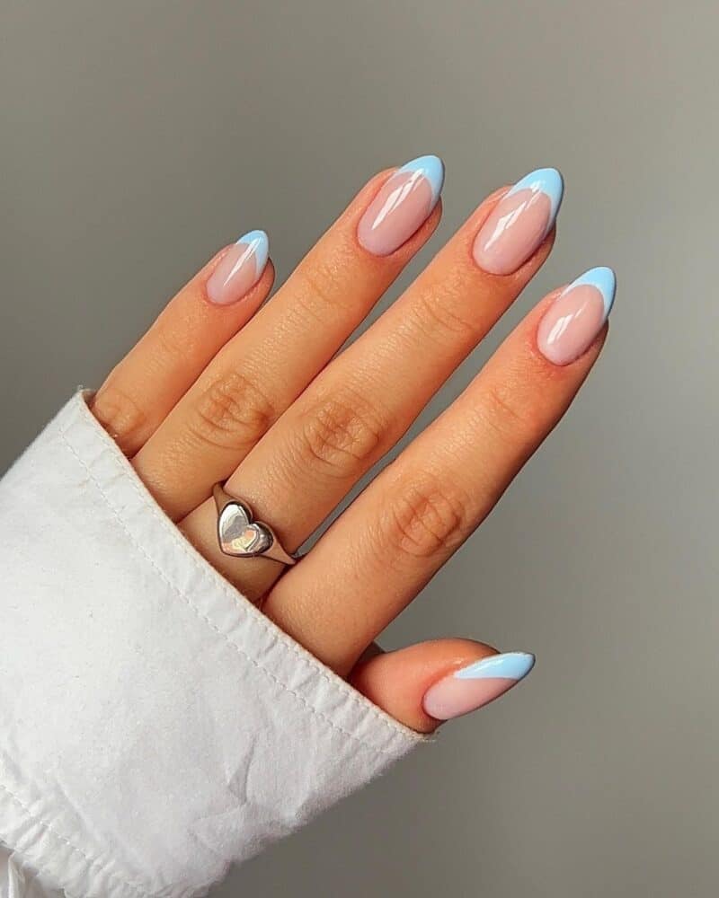 42 Classy Graduation Nail Designs to Upgrade your Graduation Look ...