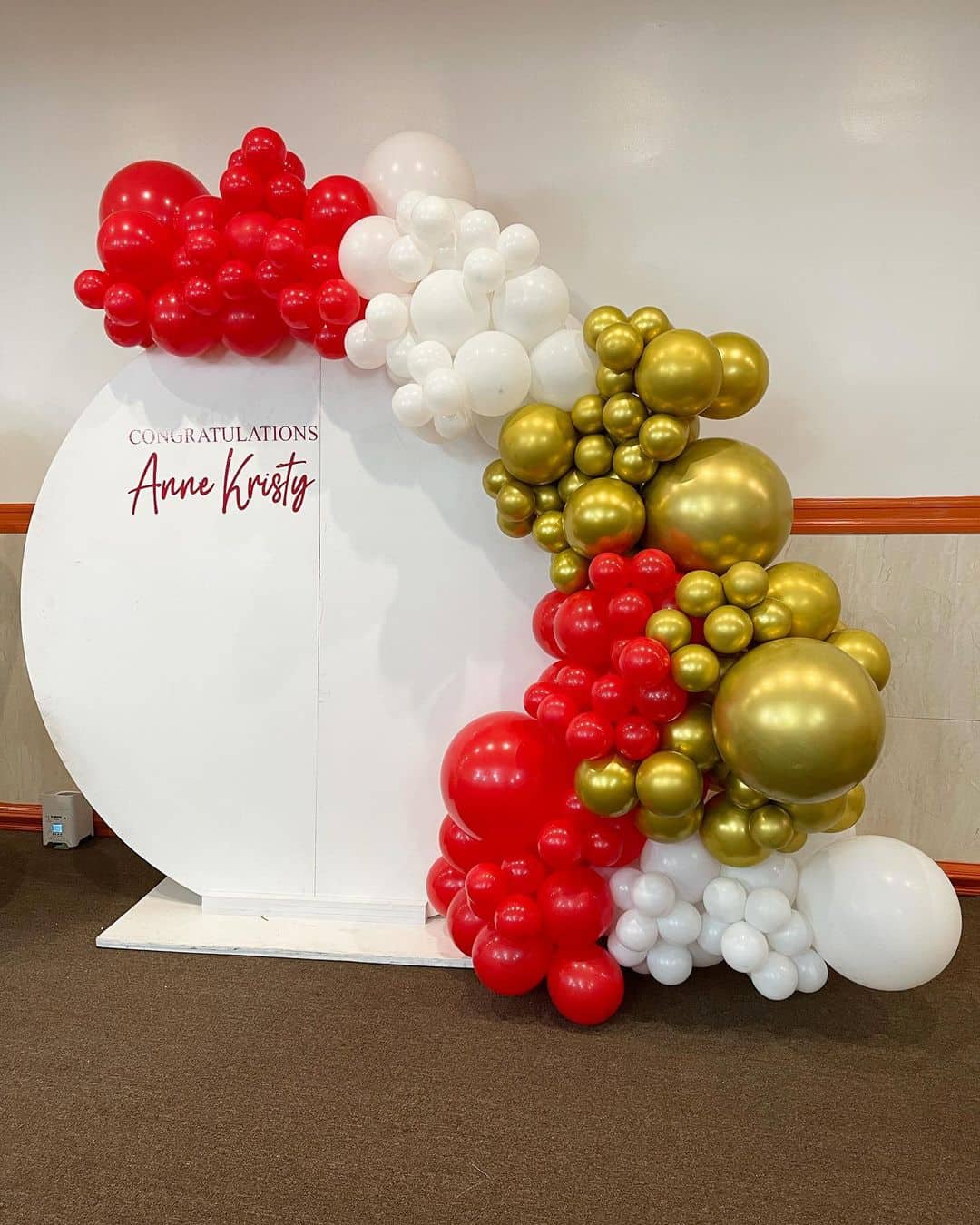 20 Beautiful Graduation Party Backdrop Ideas to Take your Grad Party to ...