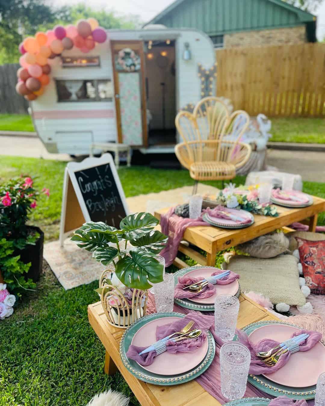 34 Graduation Party Decoration Ideas You Have to Get For your Grad ...