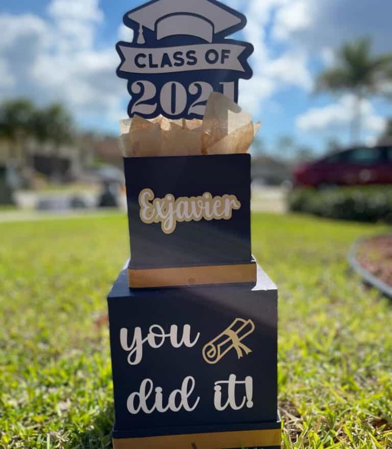 32 Cute Graduation Centerpiece Ideas You Have to Get For Your ...