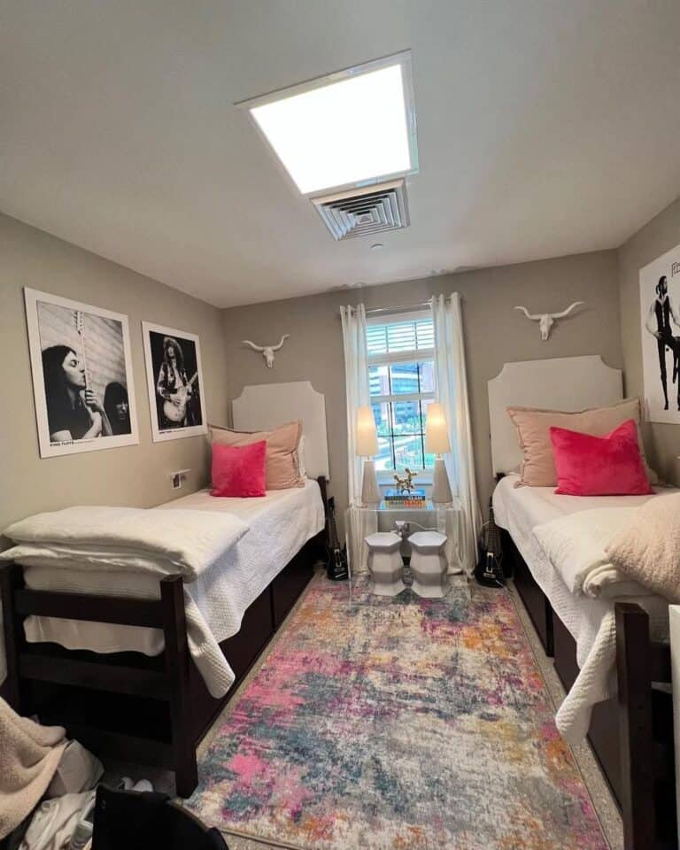 42 Trendy Dorm Room Ideas College Girls Have to Copy This Year - With Houna