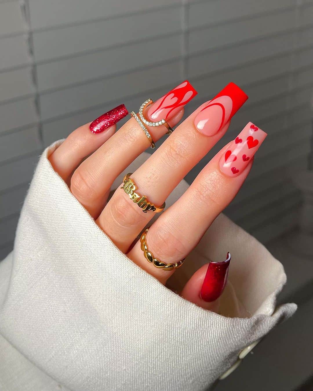 57 Cute Heart Nail Designs and Heart Nails You'll Want to Recreate this ...