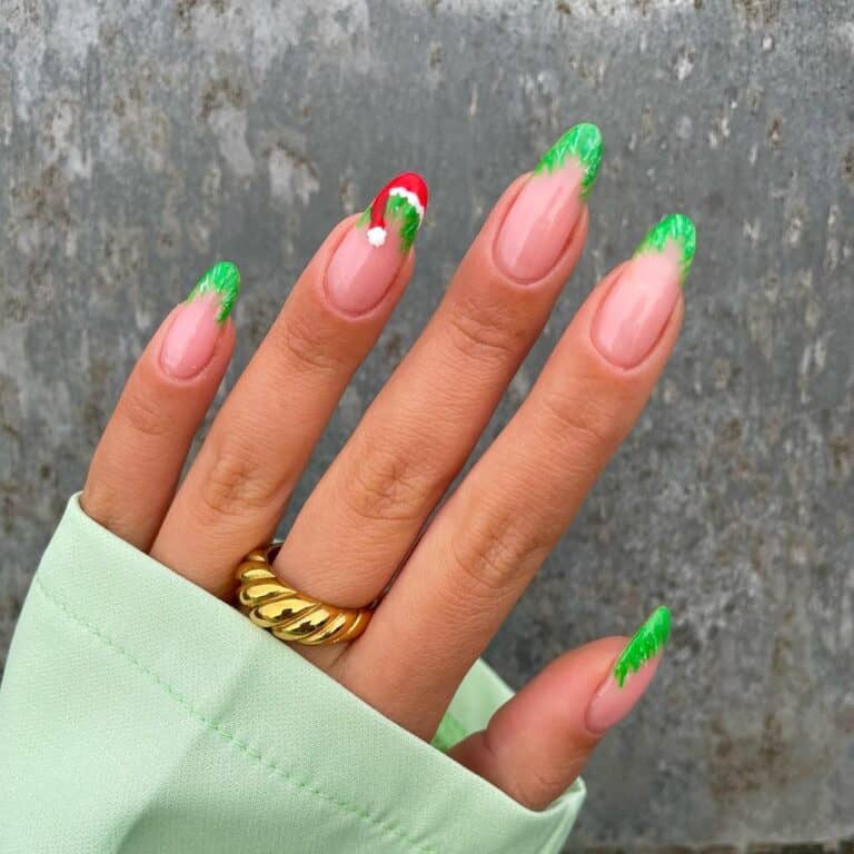 36 Breathtaking Green Christmas Nails You Want to Recreate This Holiday ...
