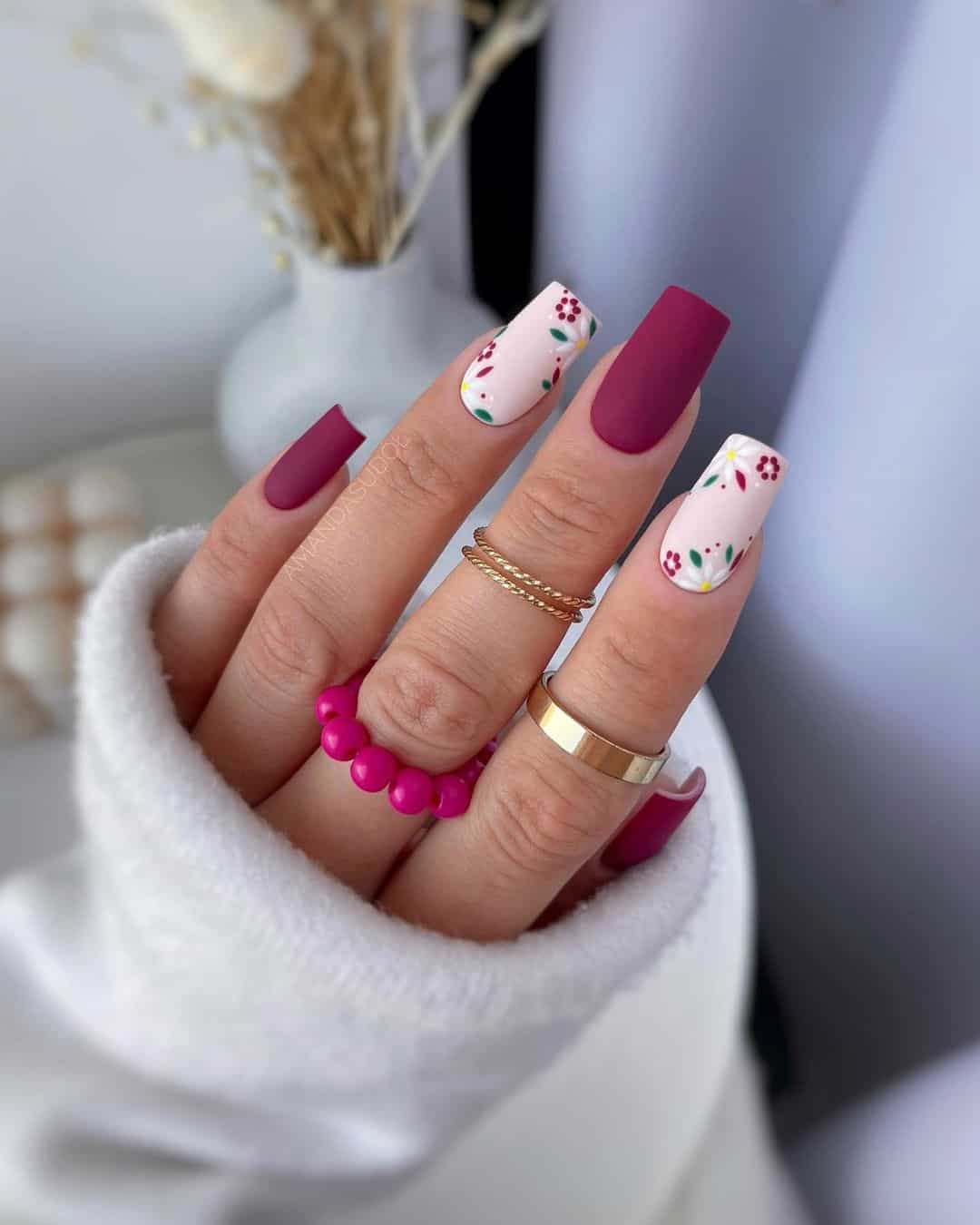 47 Pretty March Nails and For Your Next Mani - With Houna