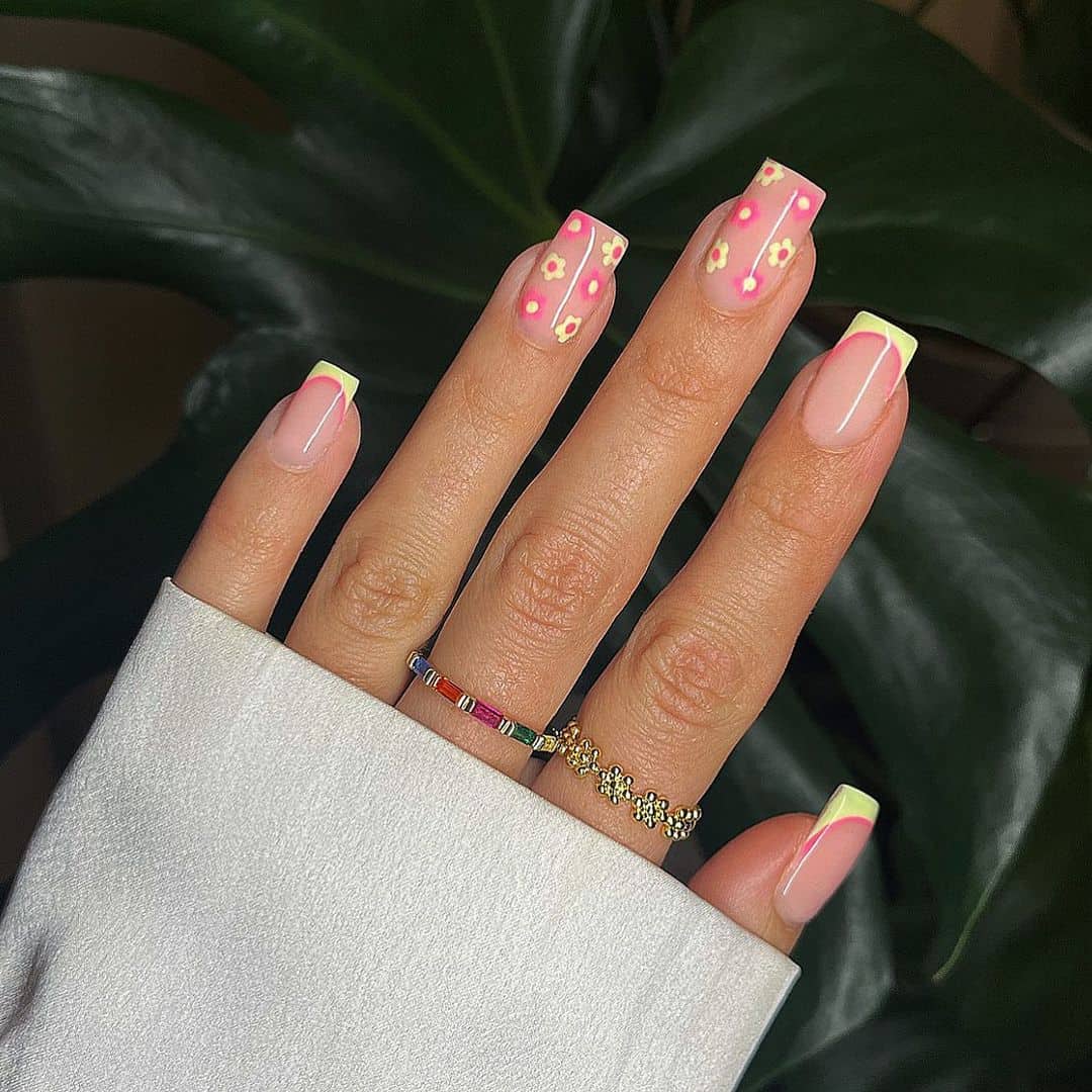 30 Gorgeous Short Spring Nails and Short Nails for Spring You Have to ...