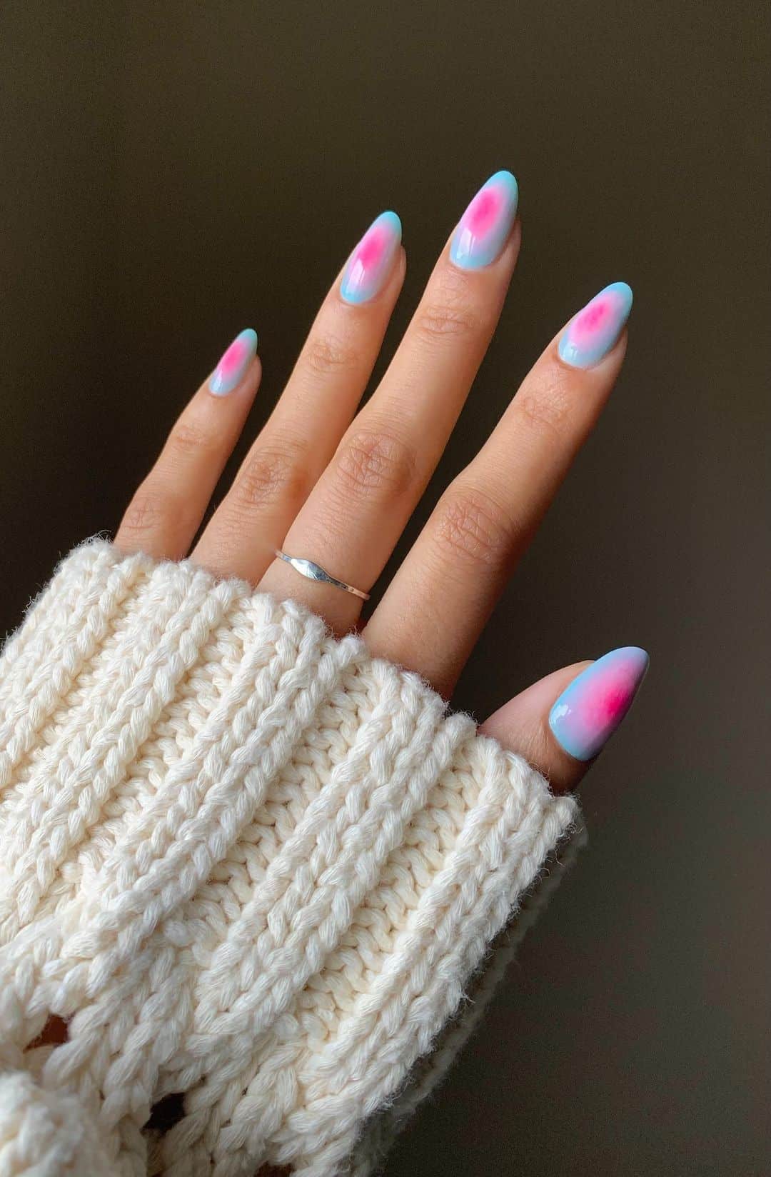 25 Unreal Aura Nails That Will Match Your Energy in 2025 - With Houna