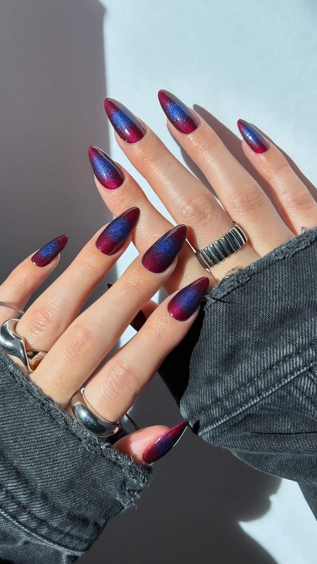 25 Unreal Aura Nails That Will Match Your Energy in 2025 - With Houna