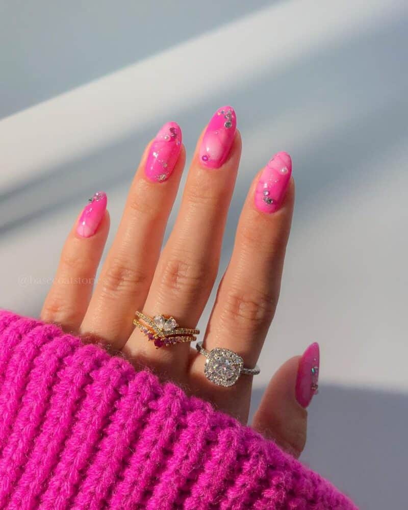 37 Hottest Pink Nail Designs To Show Off This Year - With Houna