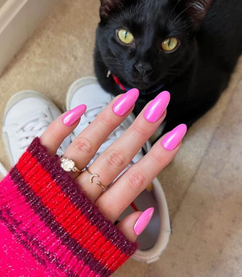 37 Hottest Pink Nail Designs To Show Off This Year - With Houna