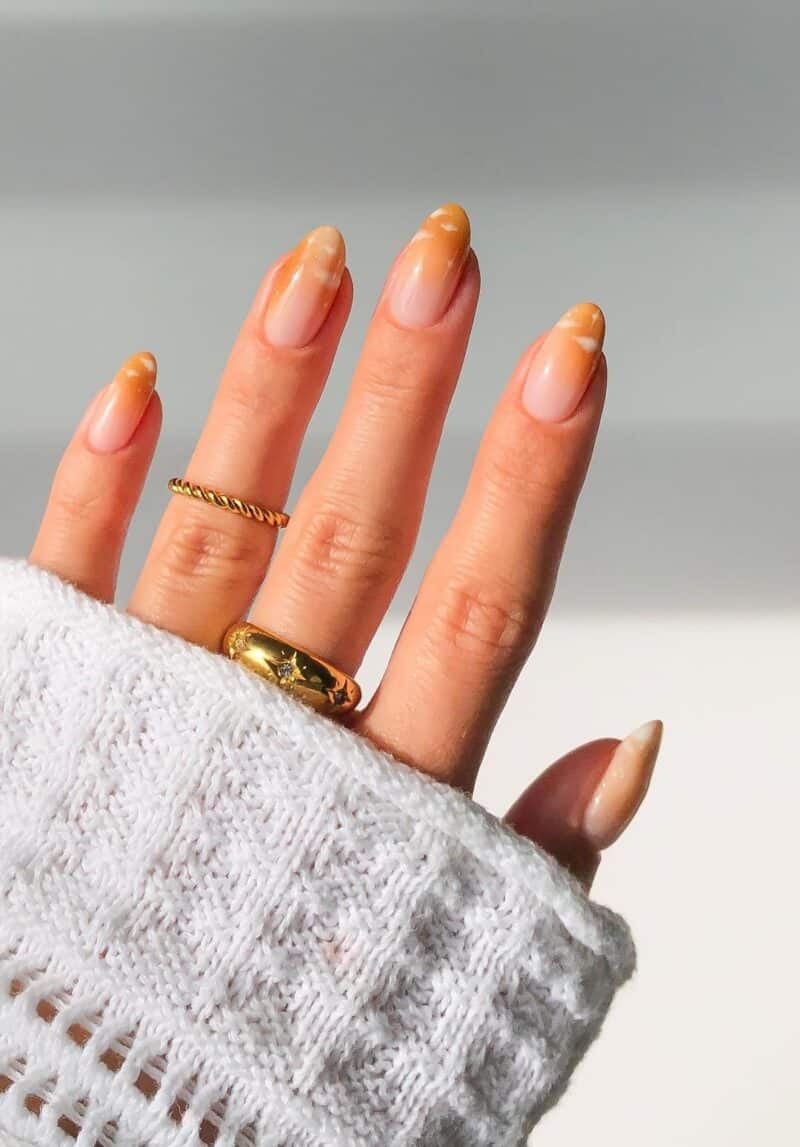35 Stunning Fall Manicure Ideas to Embrace the Autumn Vibes - With Houna