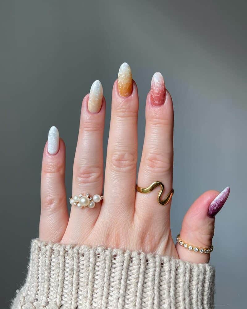 35 Stunning Fall Manicure Ideas to Embrace the Autumn Vibes - With Houna