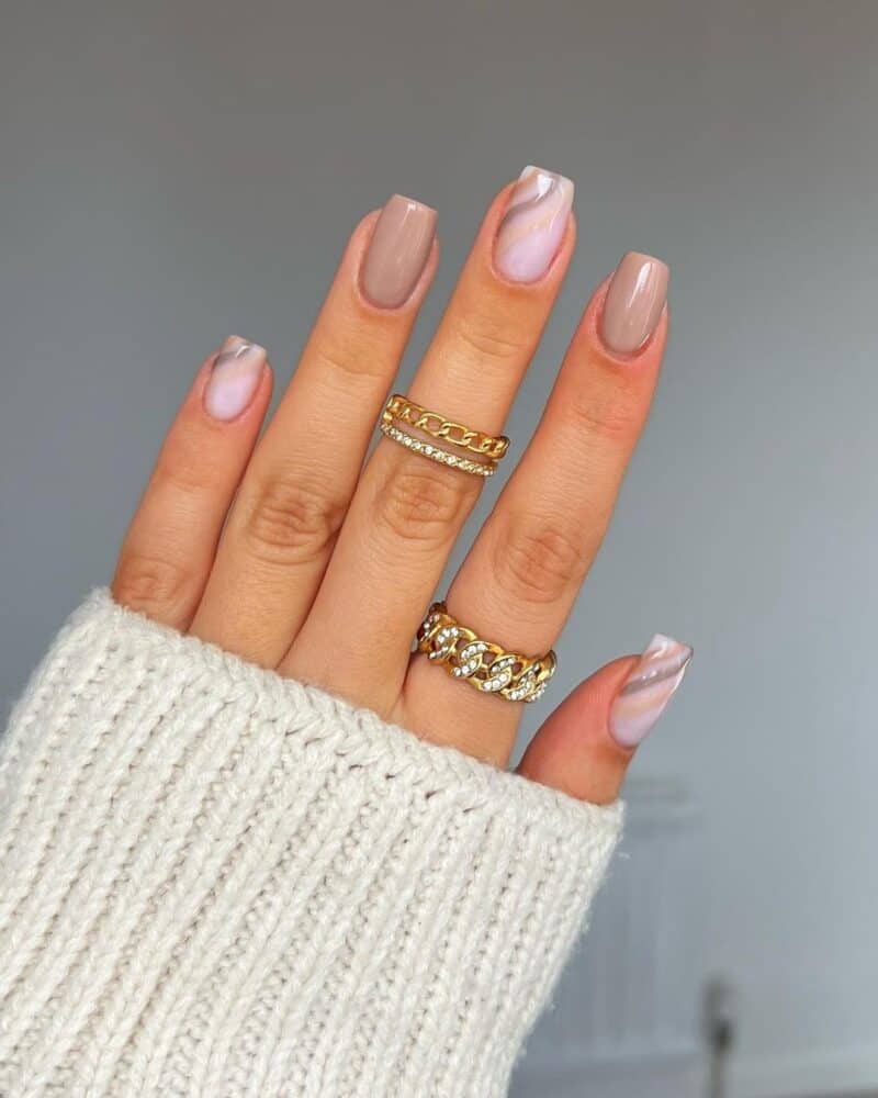 40 Eye-Catchy Short Fall Nails to Recreate This Fall - With Houna