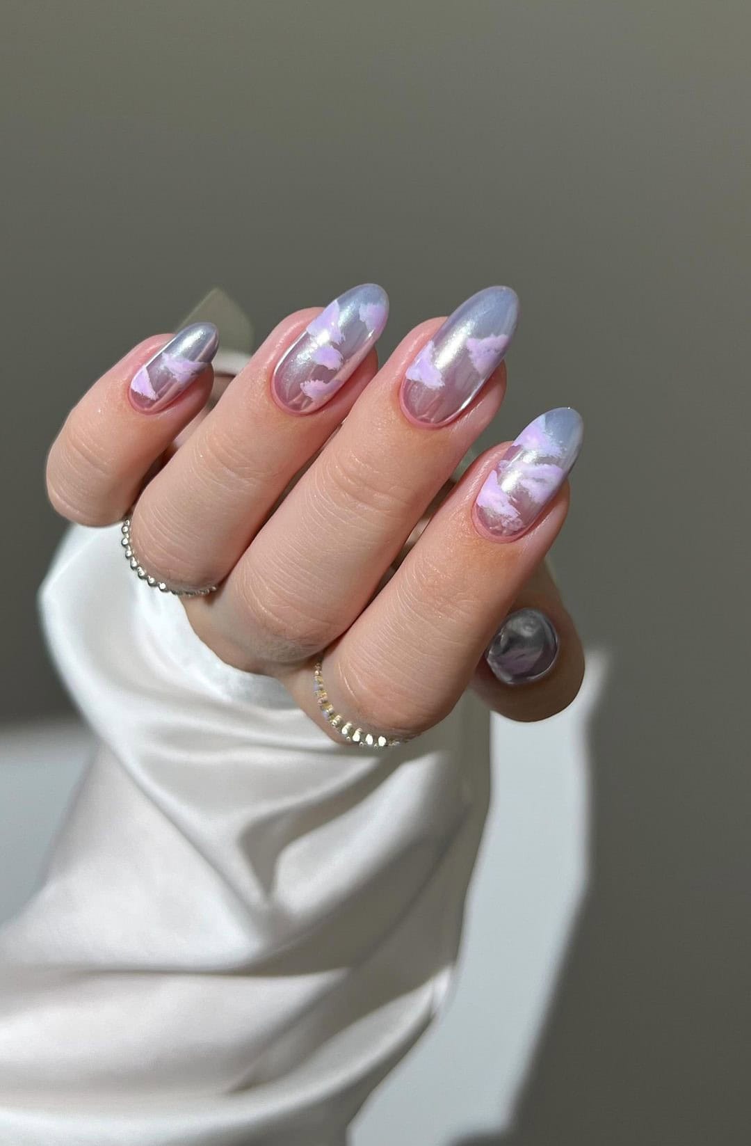 47 Of The Best Chrome Nail Designs and Chrome Nails to Nail Your Next ...