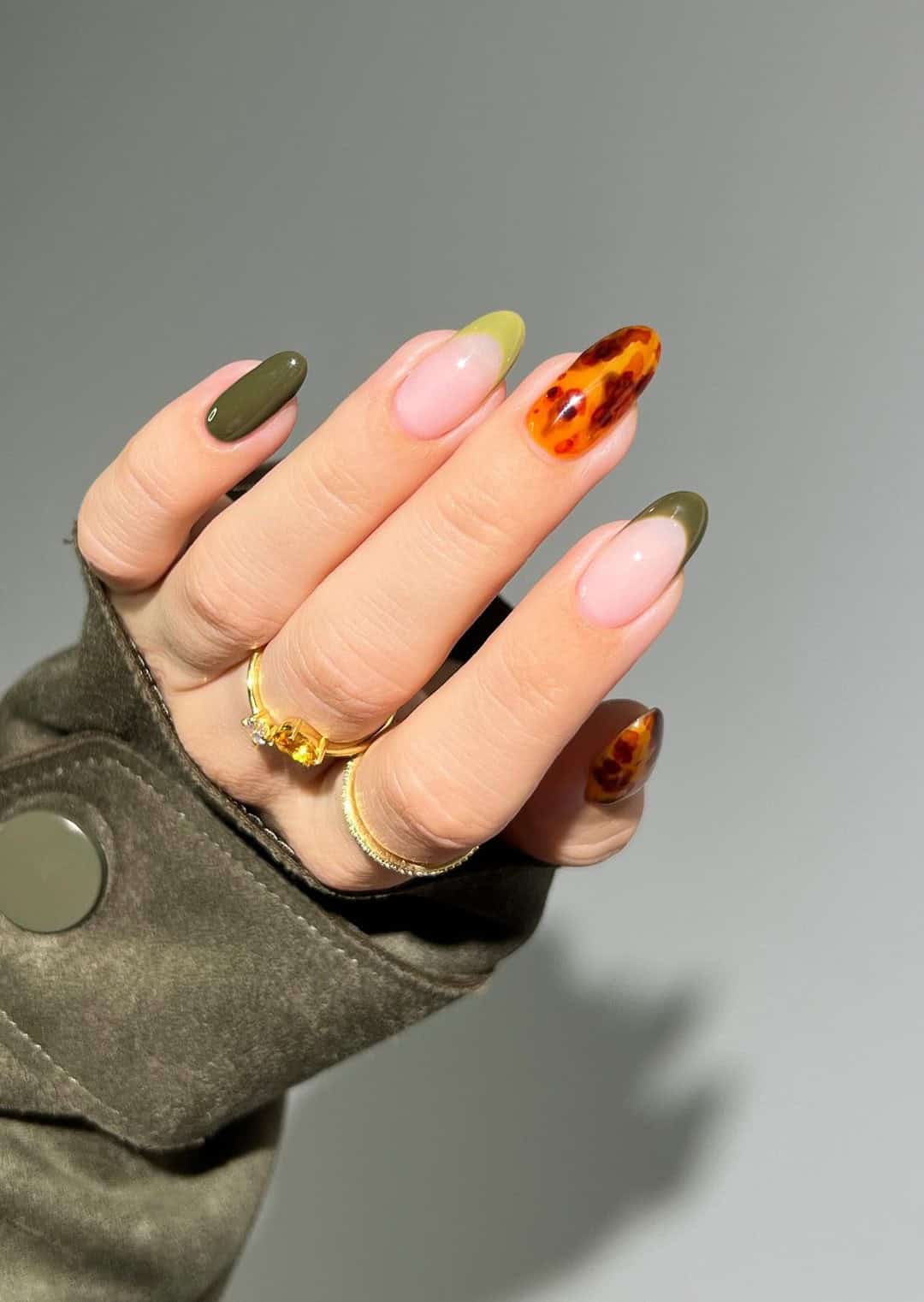 37 Cute Tortoise Nails and Tortoise Nail Designs To Spice Up This Fall ...